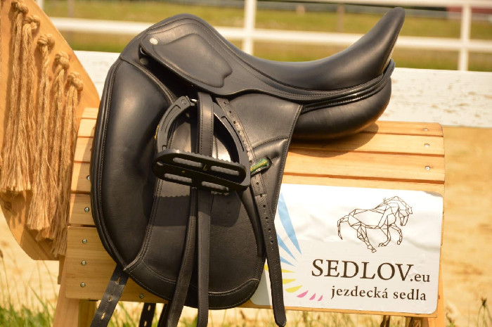 Drezurní sedlo Amerigo Pasubio :: Sedlov